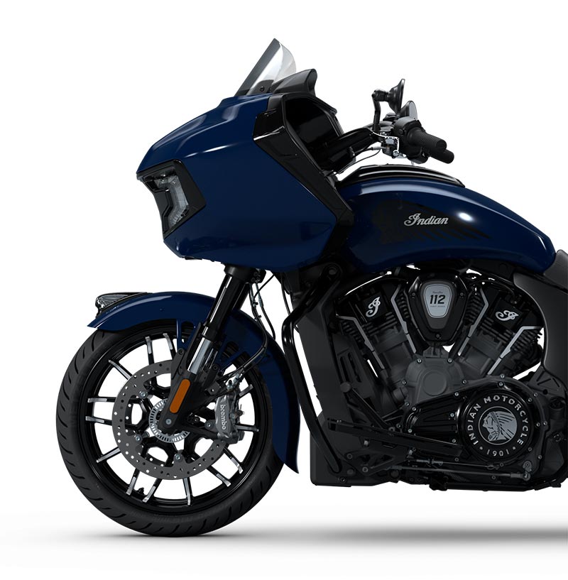 Indian Motorcycles: Indian Challenger Dark Horse with 112 Package
